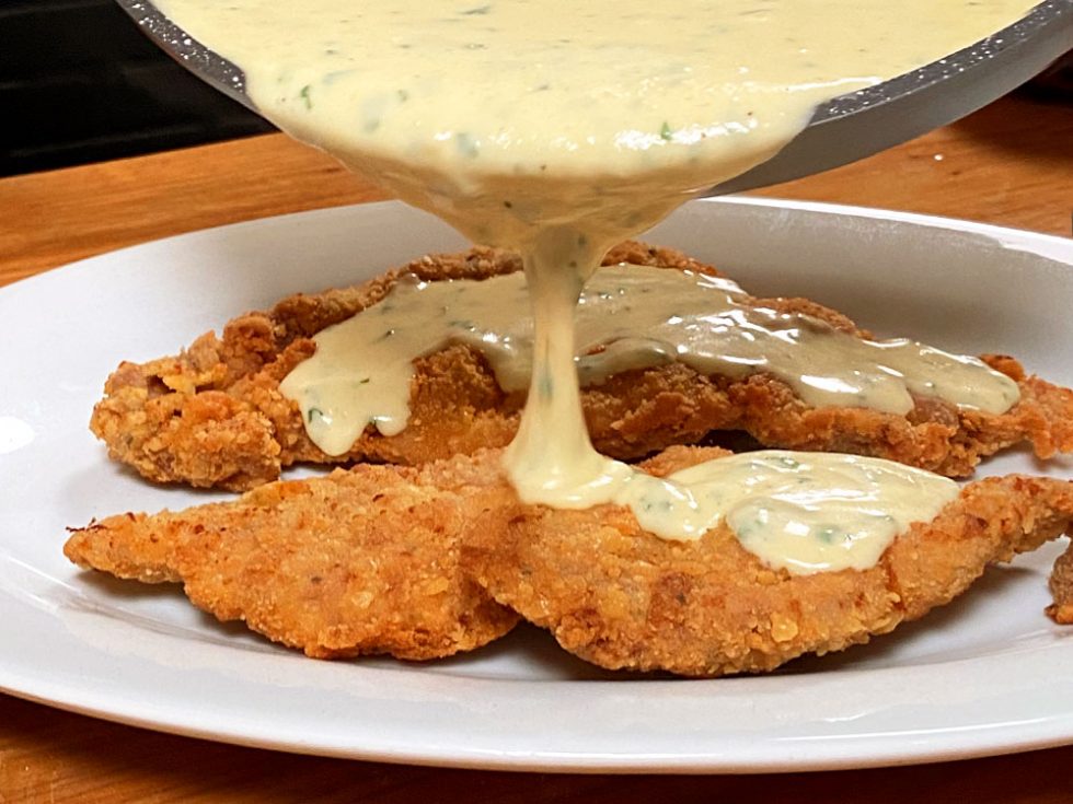 Salsa de queso bechamel | Munchies Lab